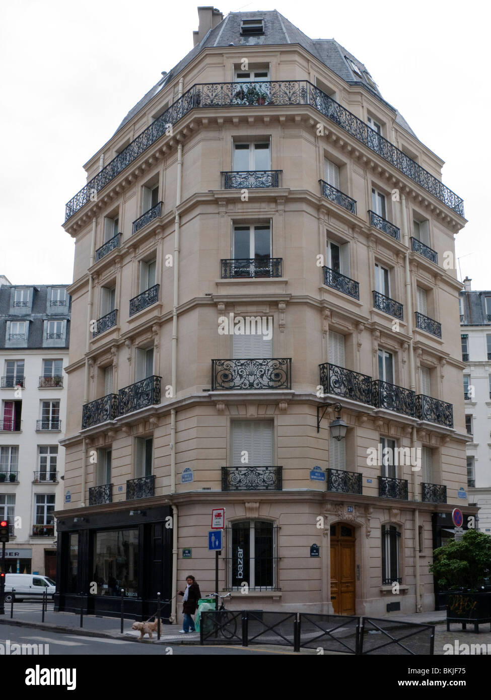 Triangular Balconies High Resolution Stock Photography and Images - Alamy