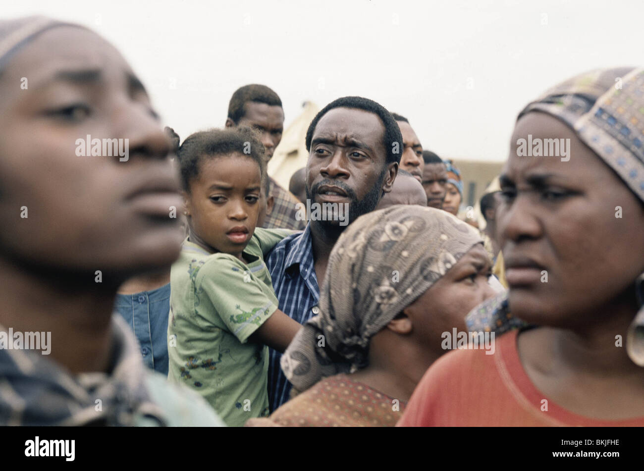 HOTEL RWANDA (2004) DON CHEADLE HOTR 001-04 Stock Photo - Alamy