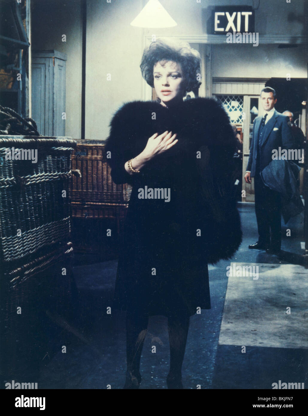 I could go on singing 1963 judy garland hi-res stock photography and ...