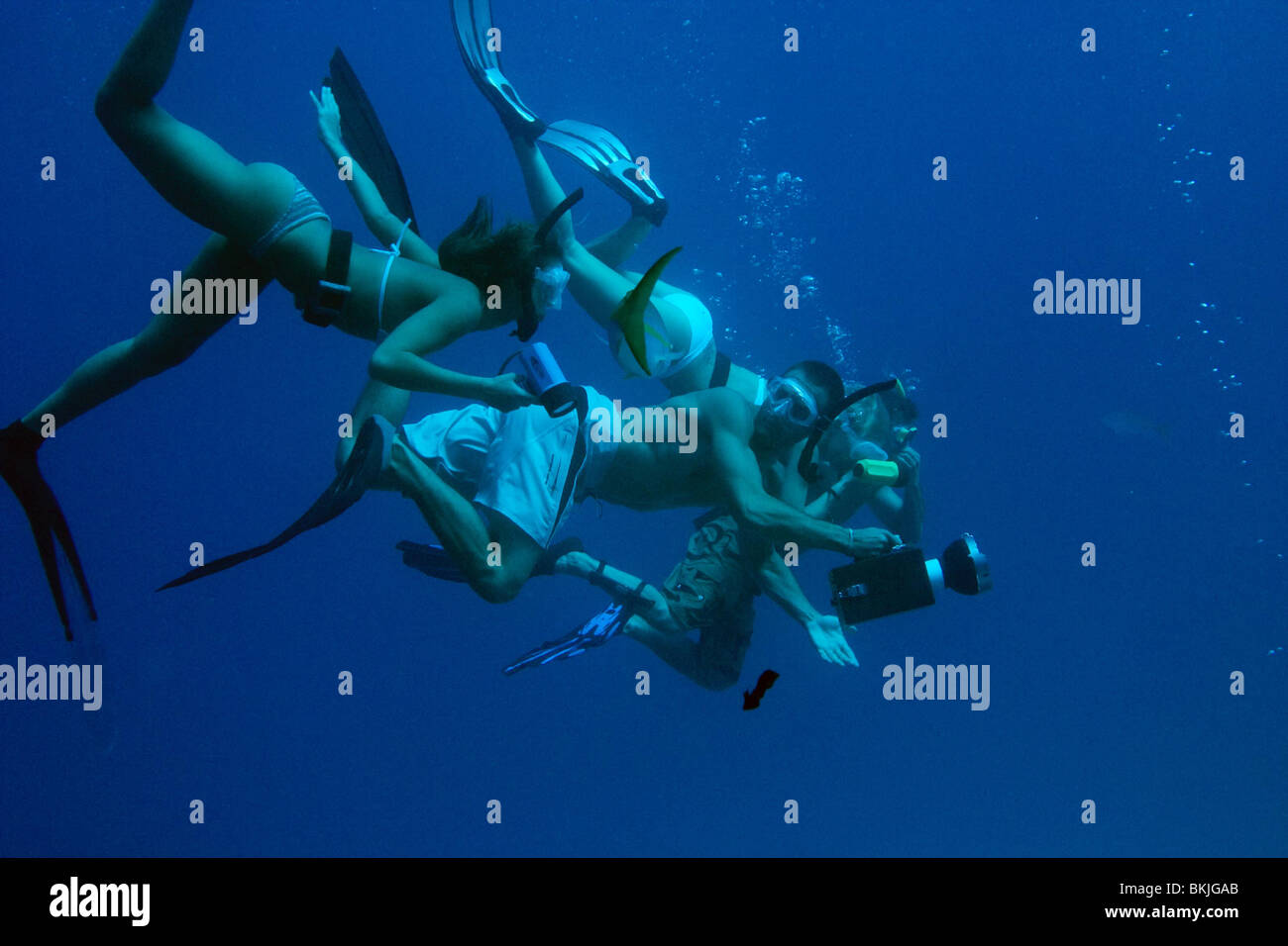 Into The Blue Jessica Alba Underwater