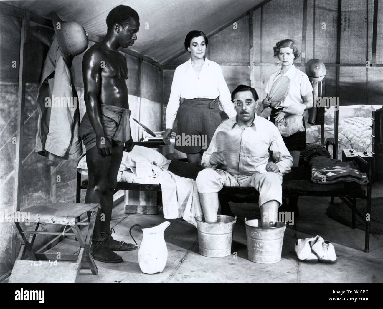 The invisible ray 1936 walter kingsford hi-res stock photography and ...