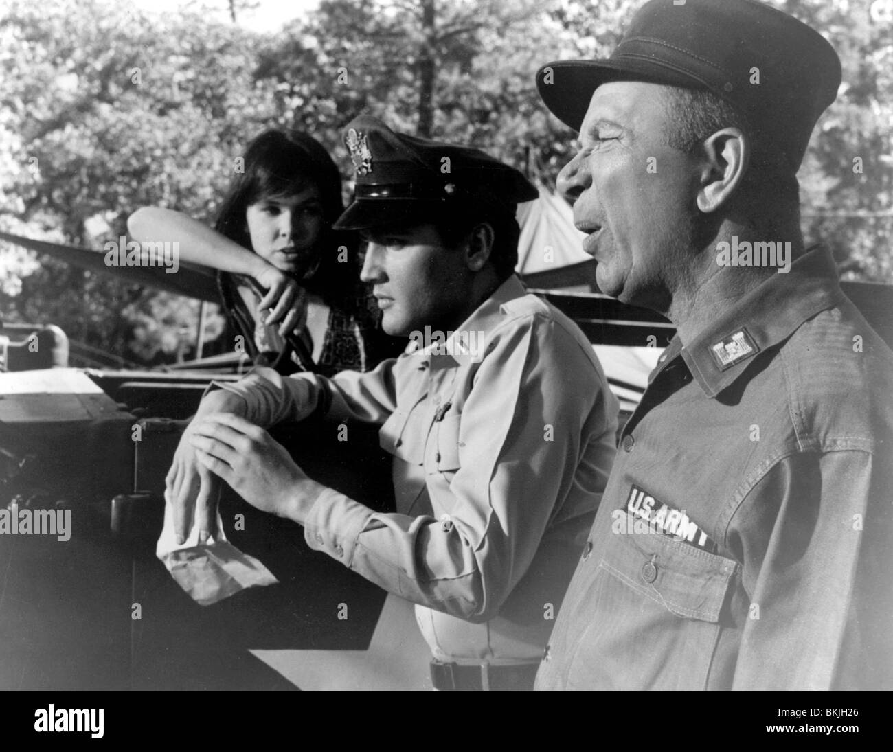 Elvis presley kissin cousins Black and White Stock Photos & Images - Alamy