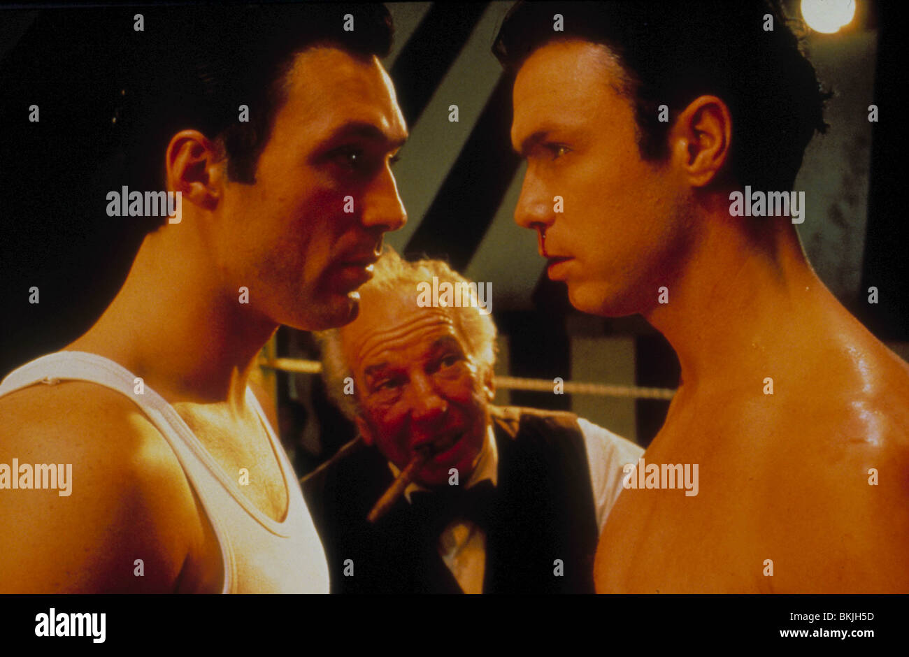 THE KRAYS (1990) MARTIN KEMP, GARY KEMP KRY 017 Stock Photo - Alamy