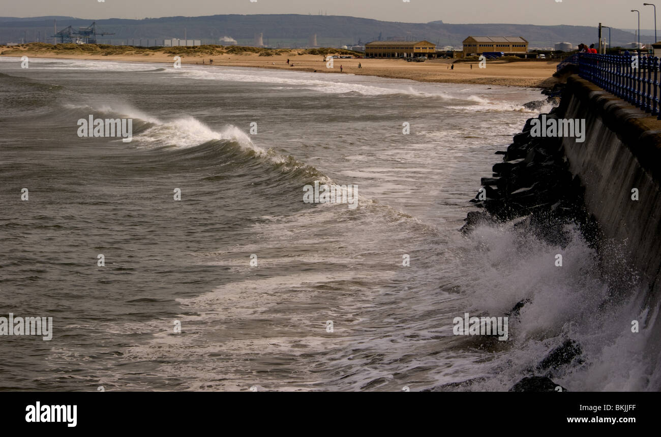 Forming waves hi-res stock photography and images - Alamy