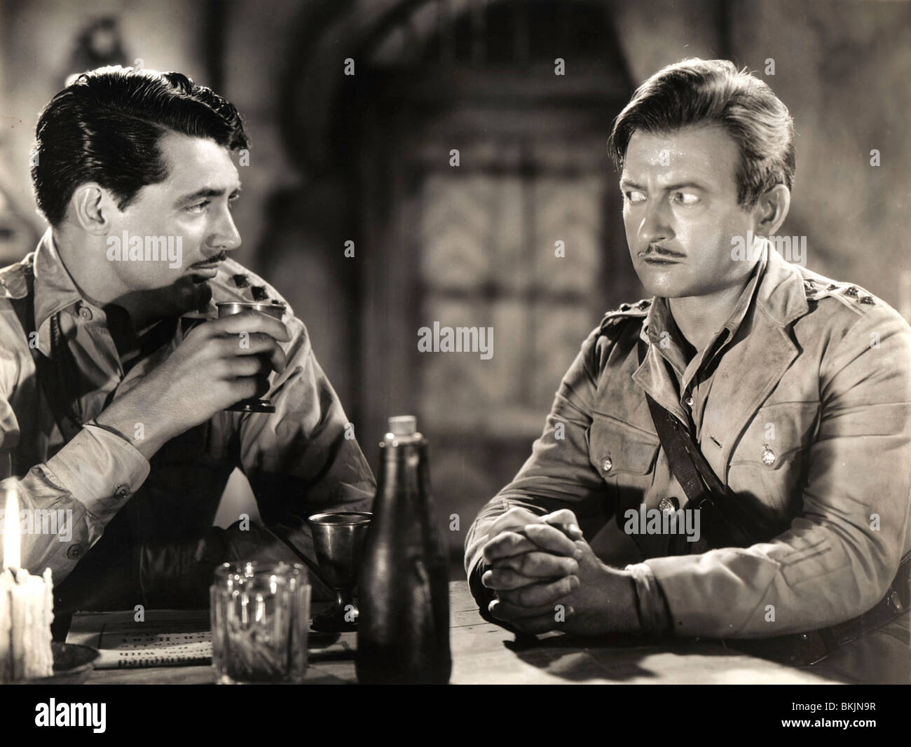 THE LAST OUTPOST (1935) CARY GRANT, CLAUDE RAINS, CHARLES BARTON (DIR ...