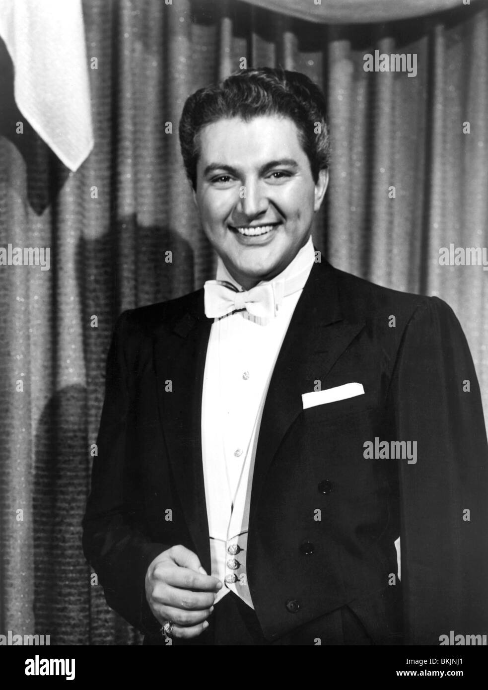 Liberace hi-res stock photography and images - Alamy