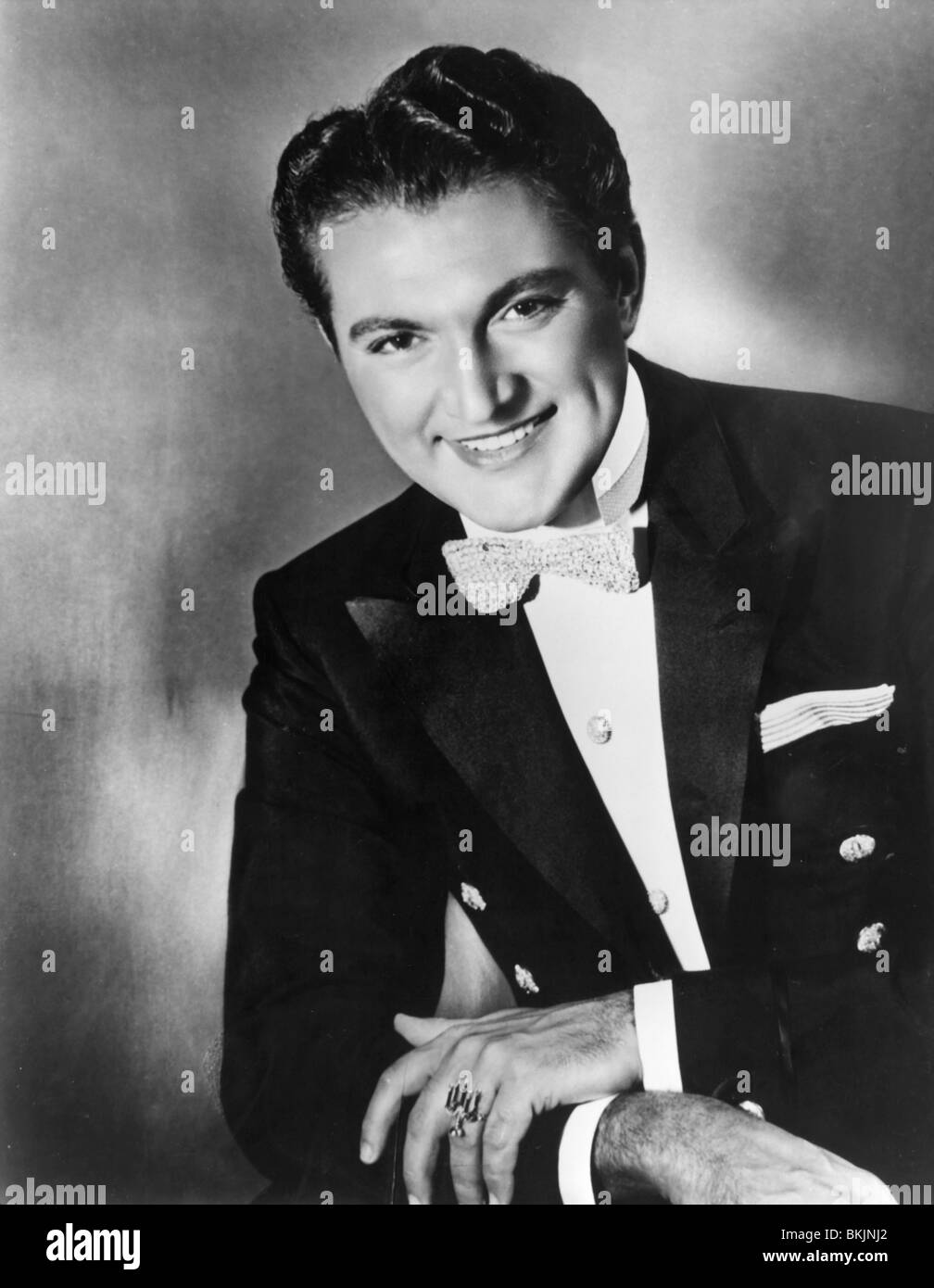 Liberace hi-res stock photography and images - Alamy