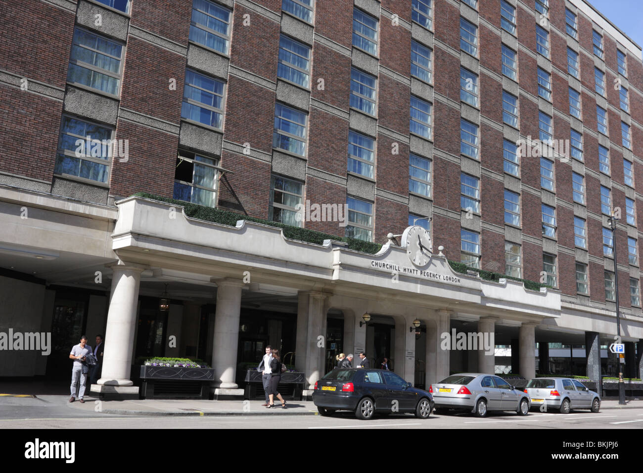 Churchill hotel portman square hi-res stock photography and images - Alamy