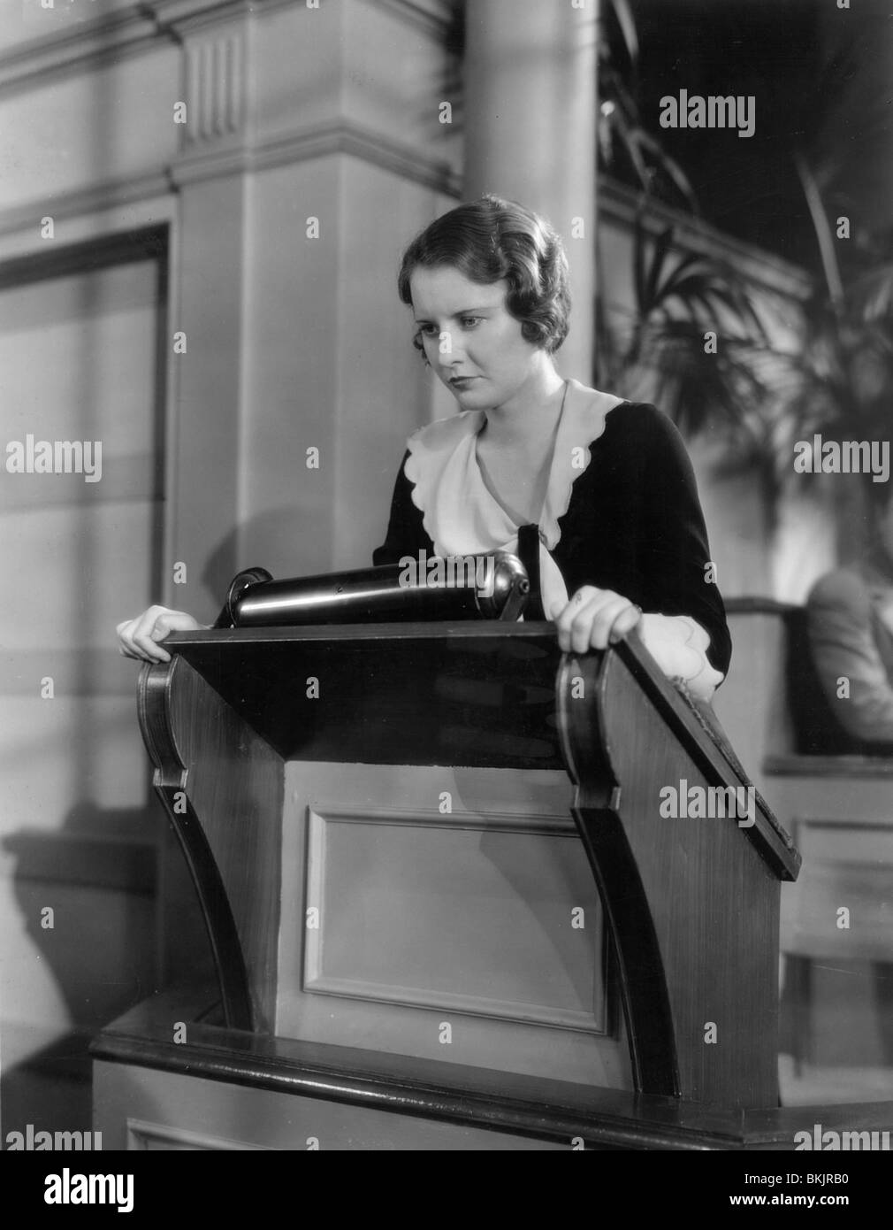 THE MIRACLE WOMAN (1932) BARBARA STANWYK MRWM 007P Stock Photo - Alamy