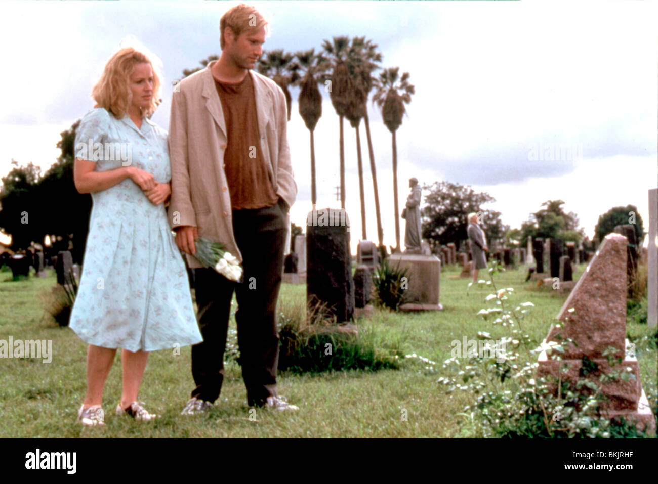 MOLLY (1999) ELISABETH SHUE, AARON ECKHART MLLY 020 Stock Photo - Alamy