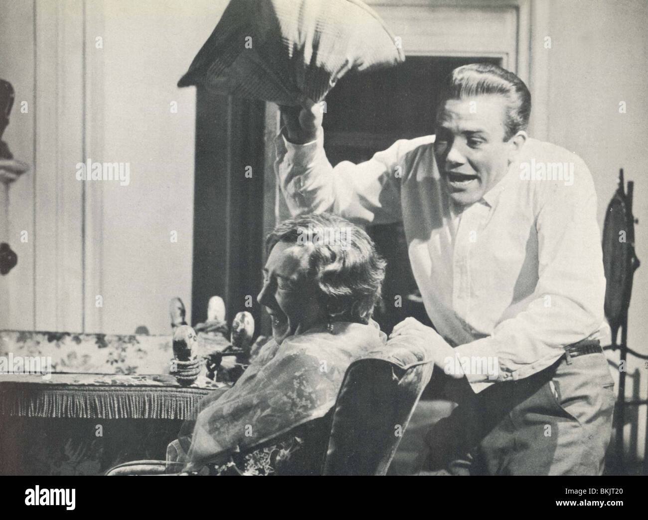 Night must fall 1964 hi-res stock photography and images - Alamy