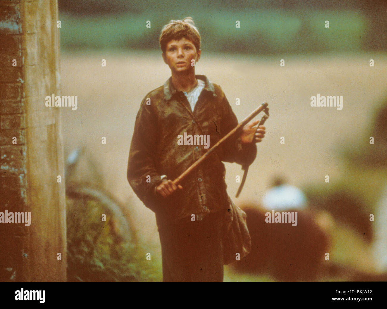 PELLE THE CONQUEROR (1987) PELLE HVENGEGAARD PELE 002 Stock Photo - Alamy