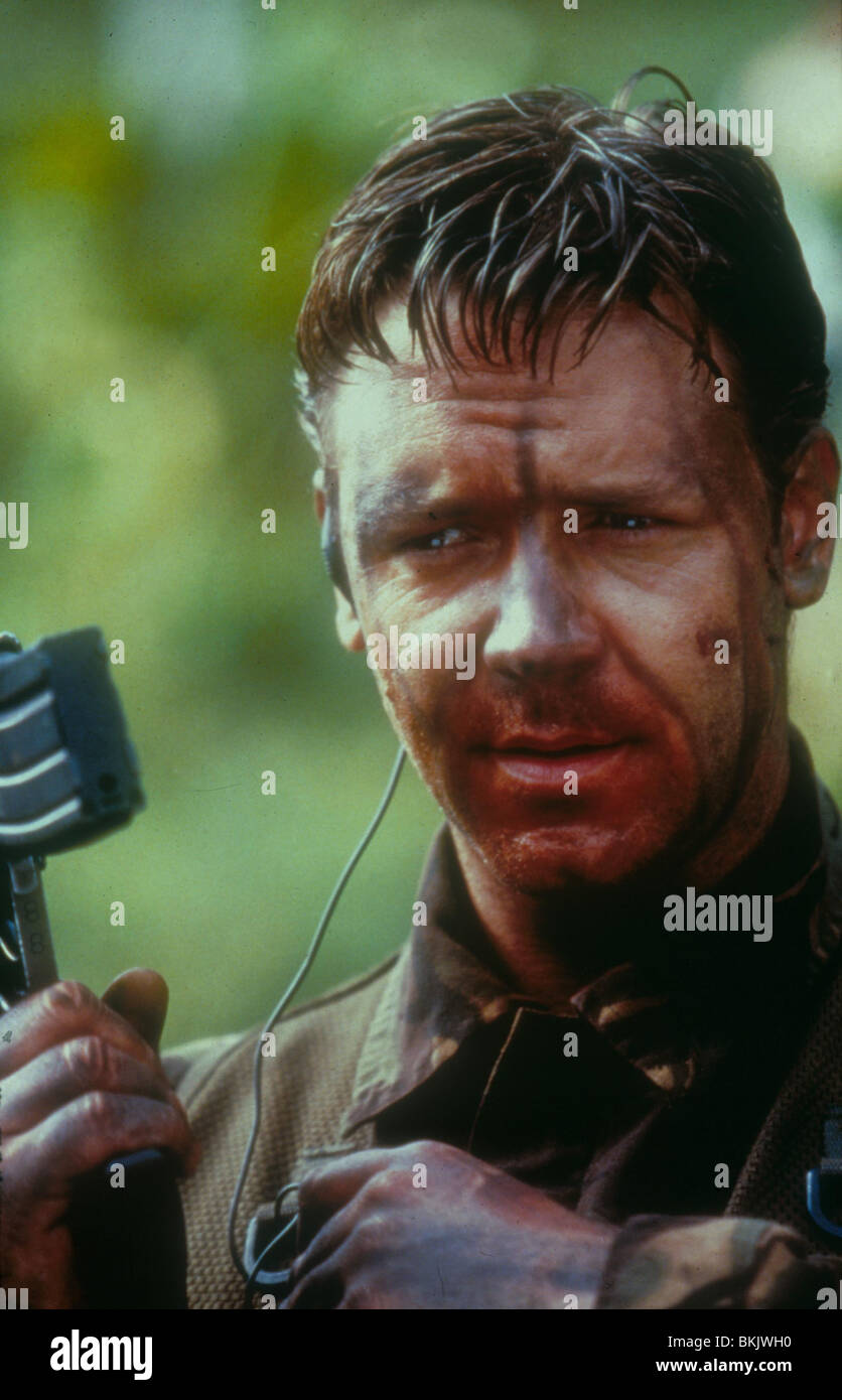 PROOF OF LIFE (2000) RUSSELL CROWE PRLI 063 Stock Photo - Alamy