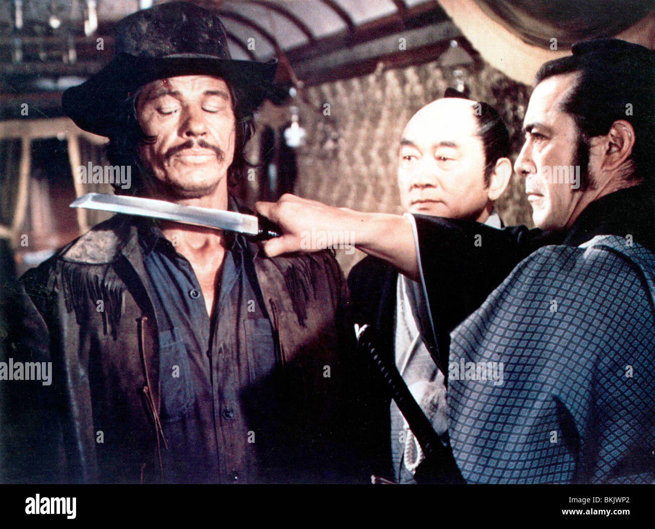 Charles bronson, red sun (1971) hi-res stock photography and images - Alamy