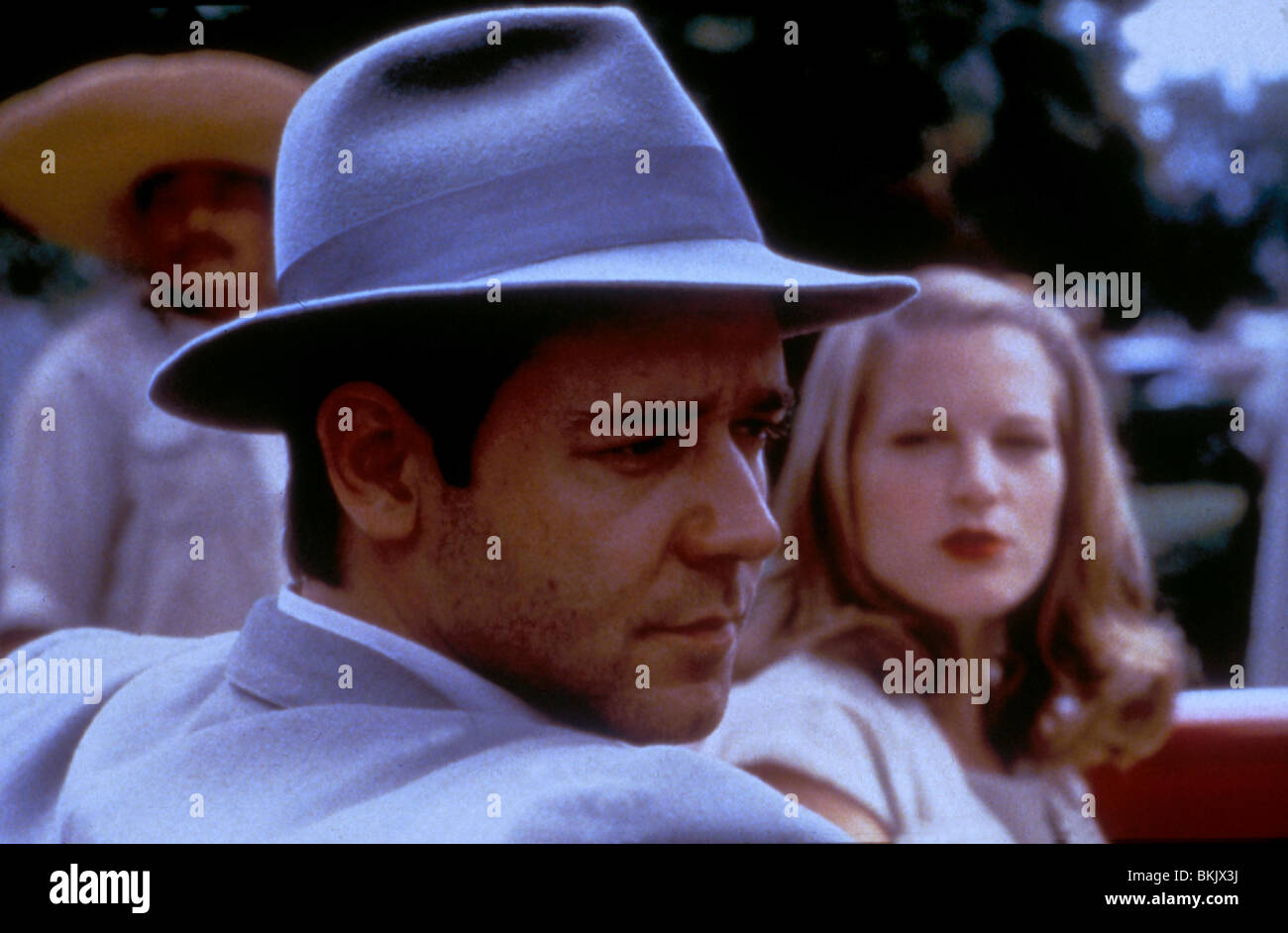 Bridget fonda russell crowe rough hi-res stock photography and images ...