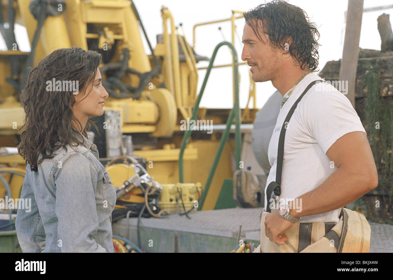 SAHARA (2005) PENELOPE CRUZ, MATTHEW MCCONAUGHEY SAHR 001-13 Stock ...
