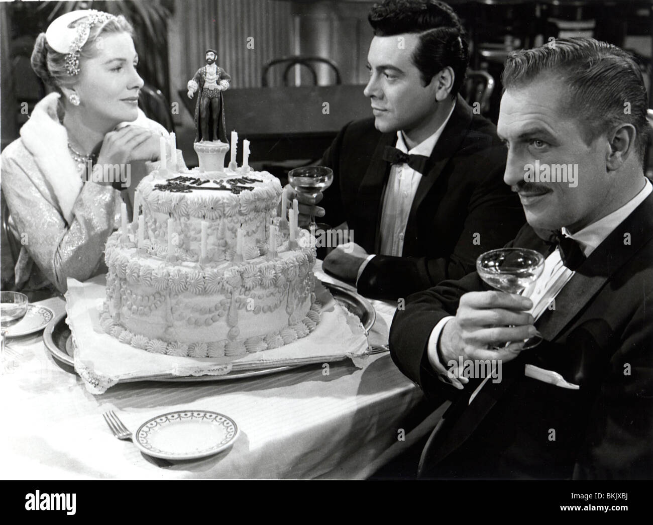 SERENADE (1956) JOAN FONTAINE, MARIO LANZA, VINCENT PRICE, ANTHONY MANN ...