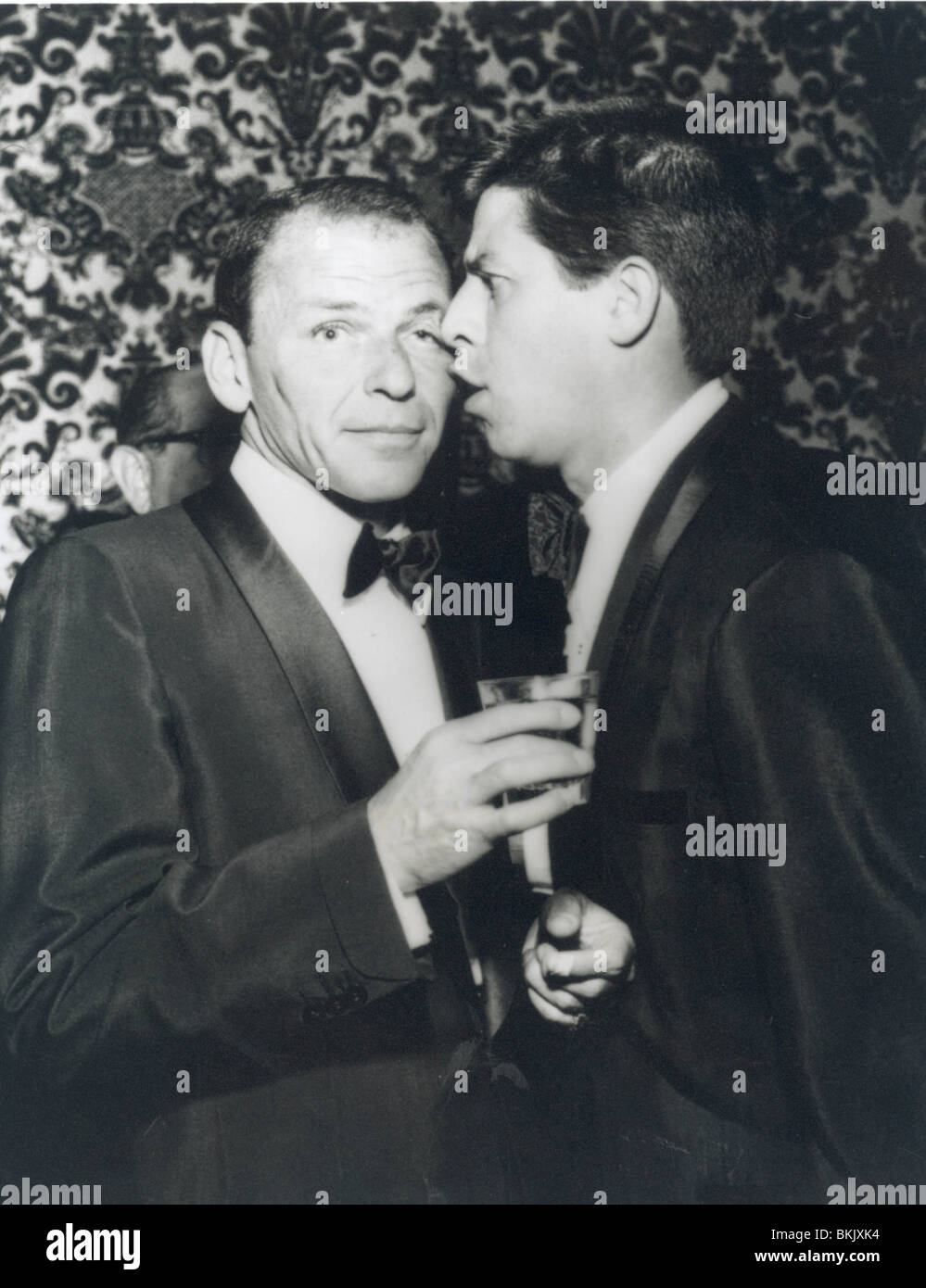 Frank lewis hi-res stock photography and images - Alamy