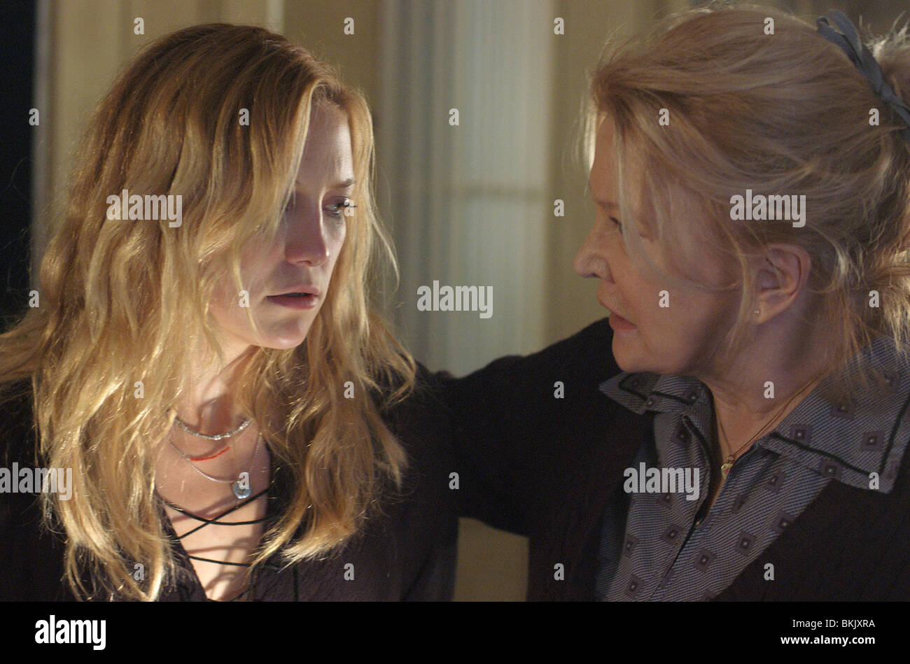 THE SKELETON KEY (2005) KATE HUDSON, GENA ROWLANDS SKEL 002-10 Stock ...