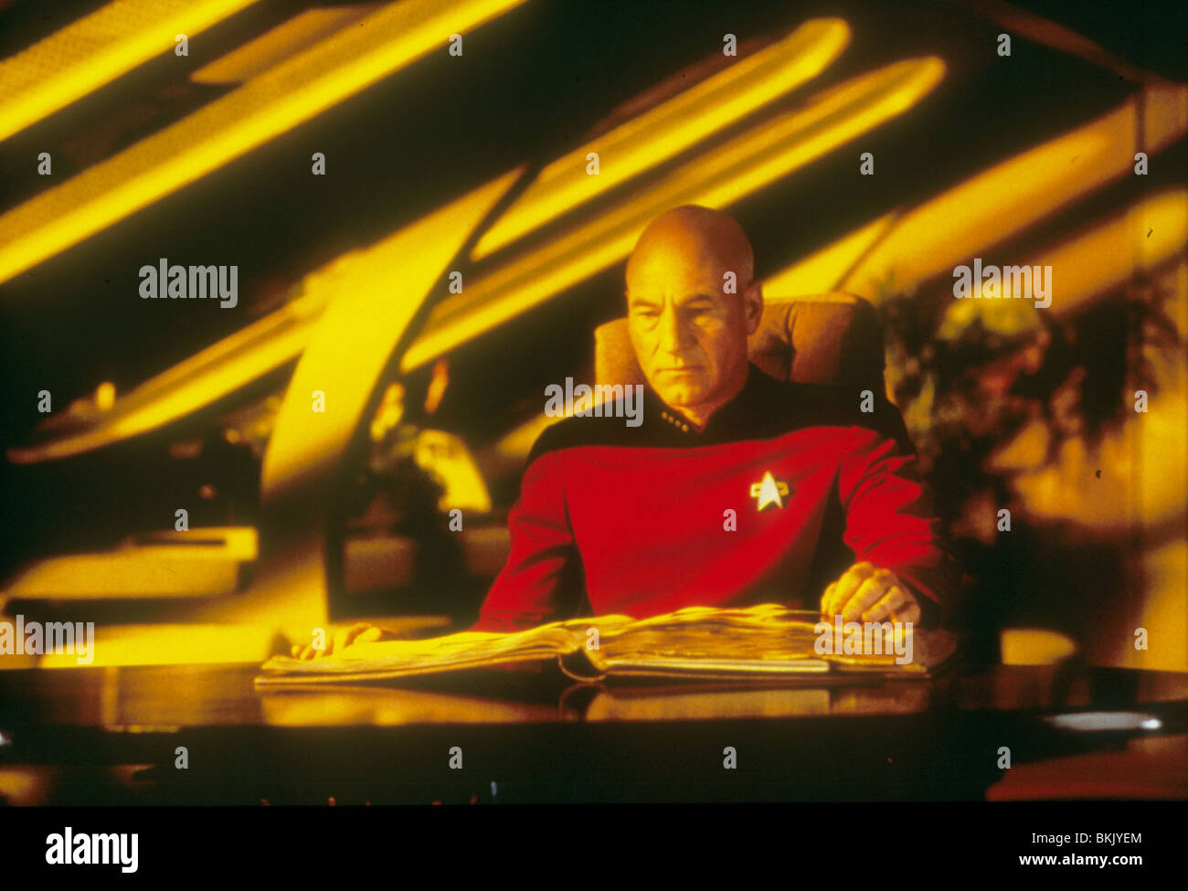 Patrick stewart hi-res stock photography and images - Alamy