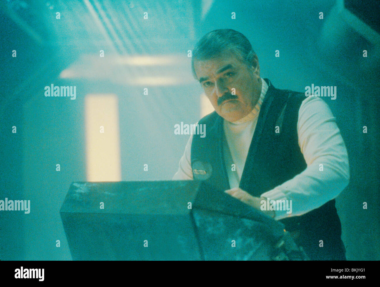 STAR TREK IV: THE VOYAGE HOME (1986) JAMES DOOHAN ST4 017 Stock Photo ...