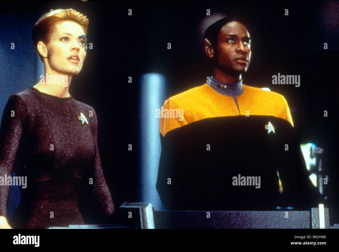 Jeri ryan star trek voyager hi-res stock photography and images - Alamy