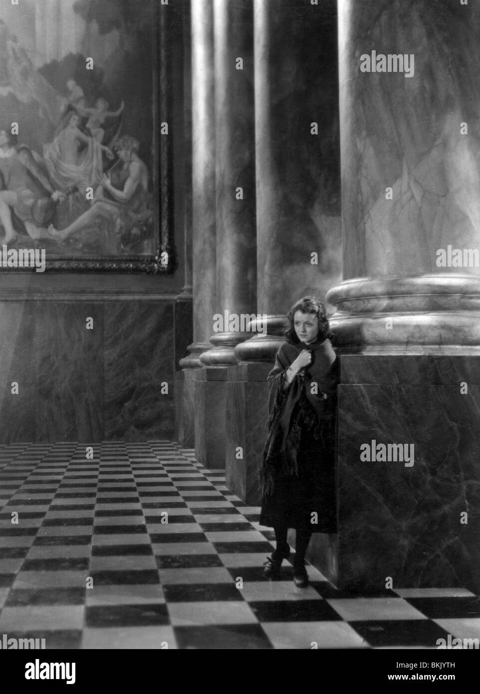 Street angel 1928 hi-res stock photography and images - Alamy