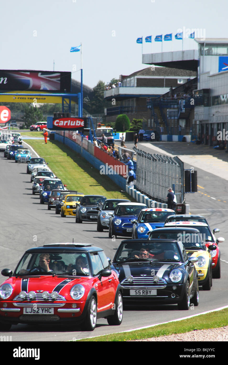 New Mini Cooper S Racing at Donnington Park Stock Photo - Alamy