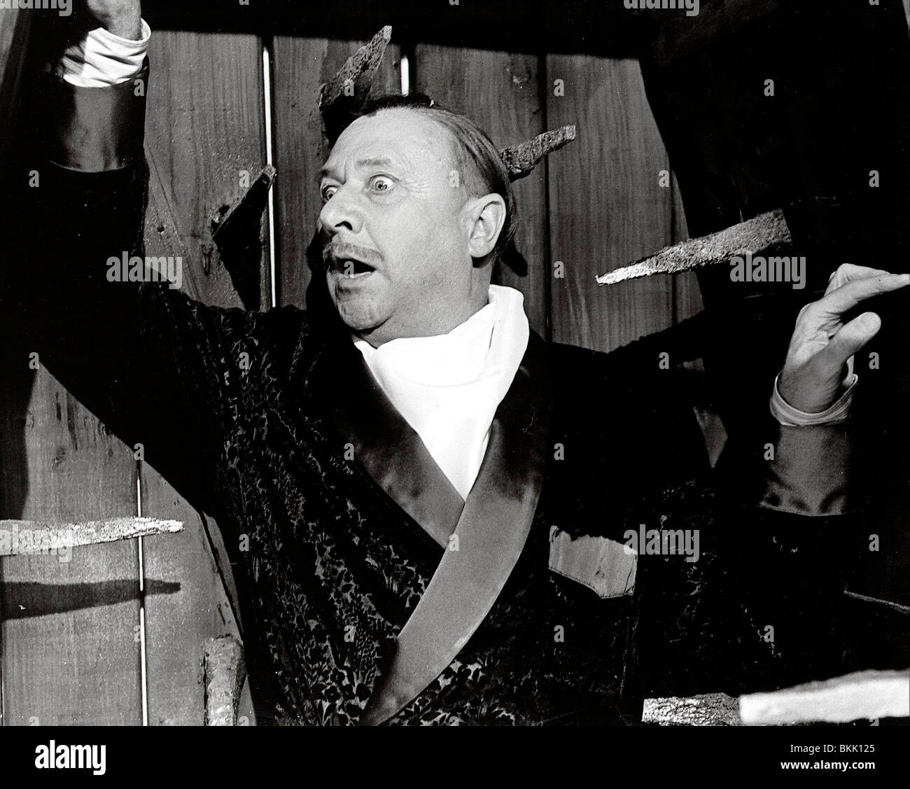 Donald pleasence hi-res stock photography and images - Alamy