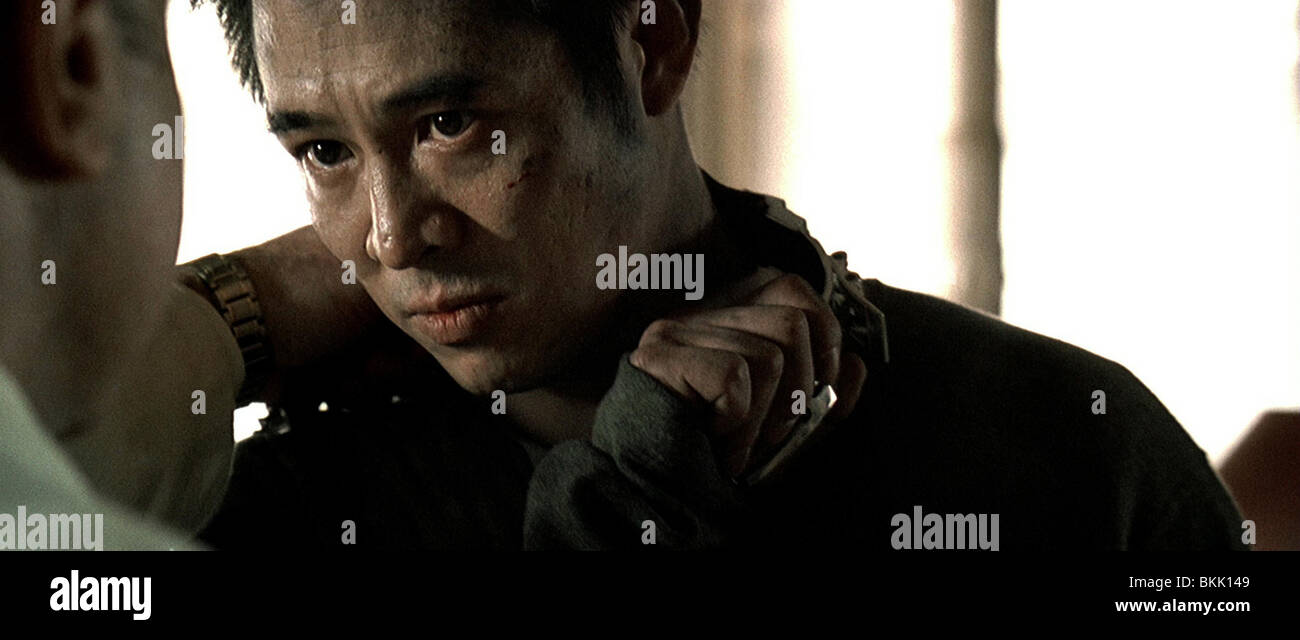 UNLEASHED (2005) DANNY THE DOG (ALT) JET LI UNLS 001-06 Stock Photo - Alamy