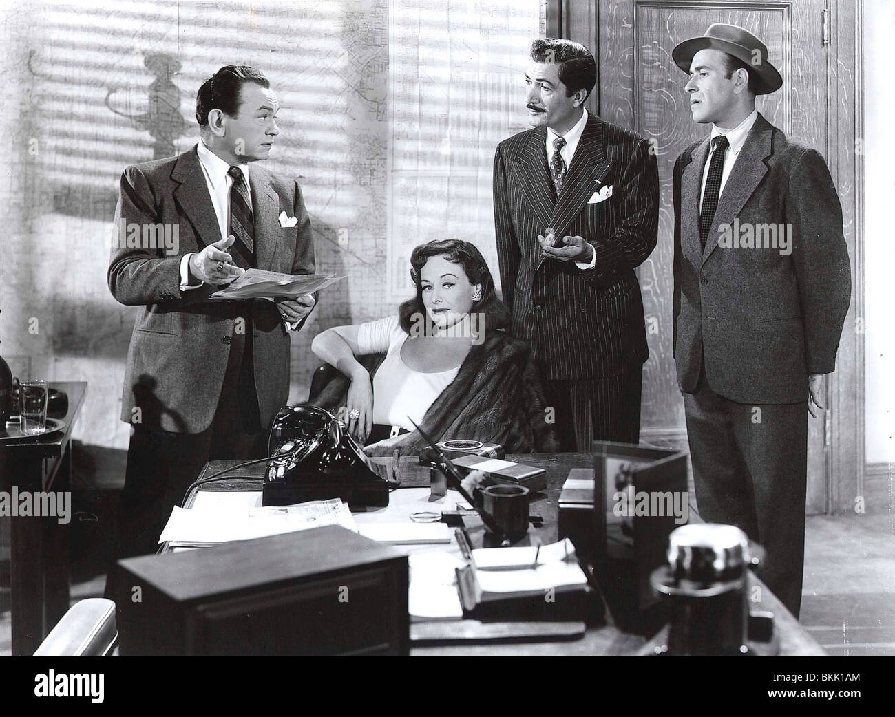 VICE SQUAD (1953) EDWARD G ROBINSON, PAULETTE GODDARD, ARNOLD LAVEN ...