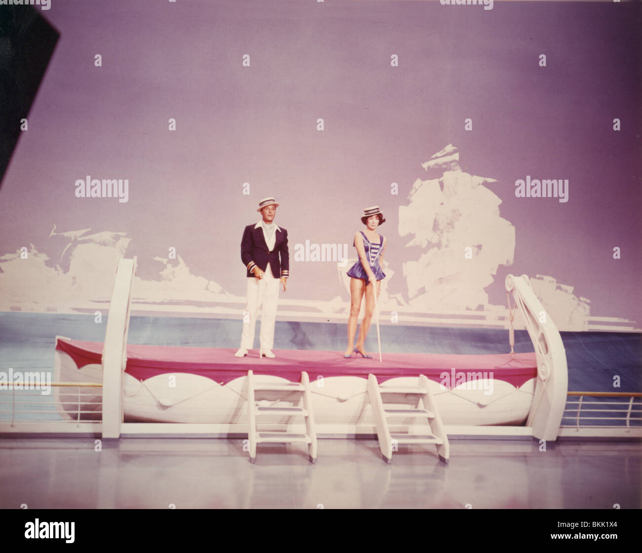 WHAT A WAY TO GO (1964) GENE KELLY, SHIRLEY MACLAINE WAWT 001CP Stock ... WHAT A WAY TO GO (1964) GENE KELLY, SHIRLEY MACLAINE WAWT 001CP Stock ...