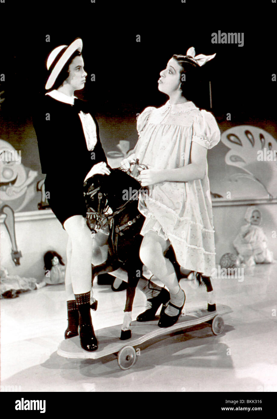 Fanny brice hi-res stock photography and images - Alamy