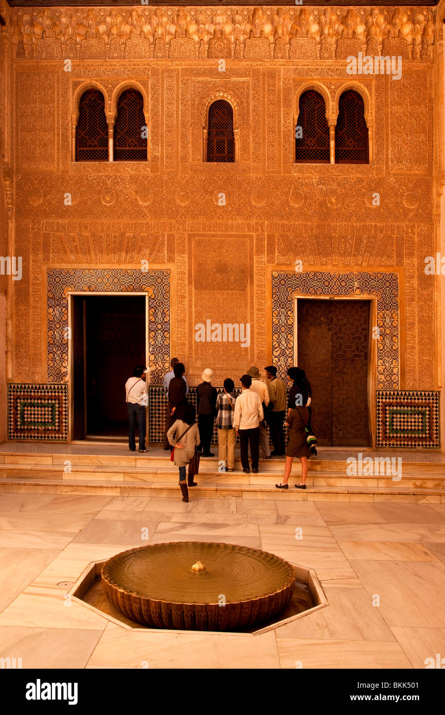 Alhambra Palace Interior Stock Photos & Alhambra Palace Interior Stock ...