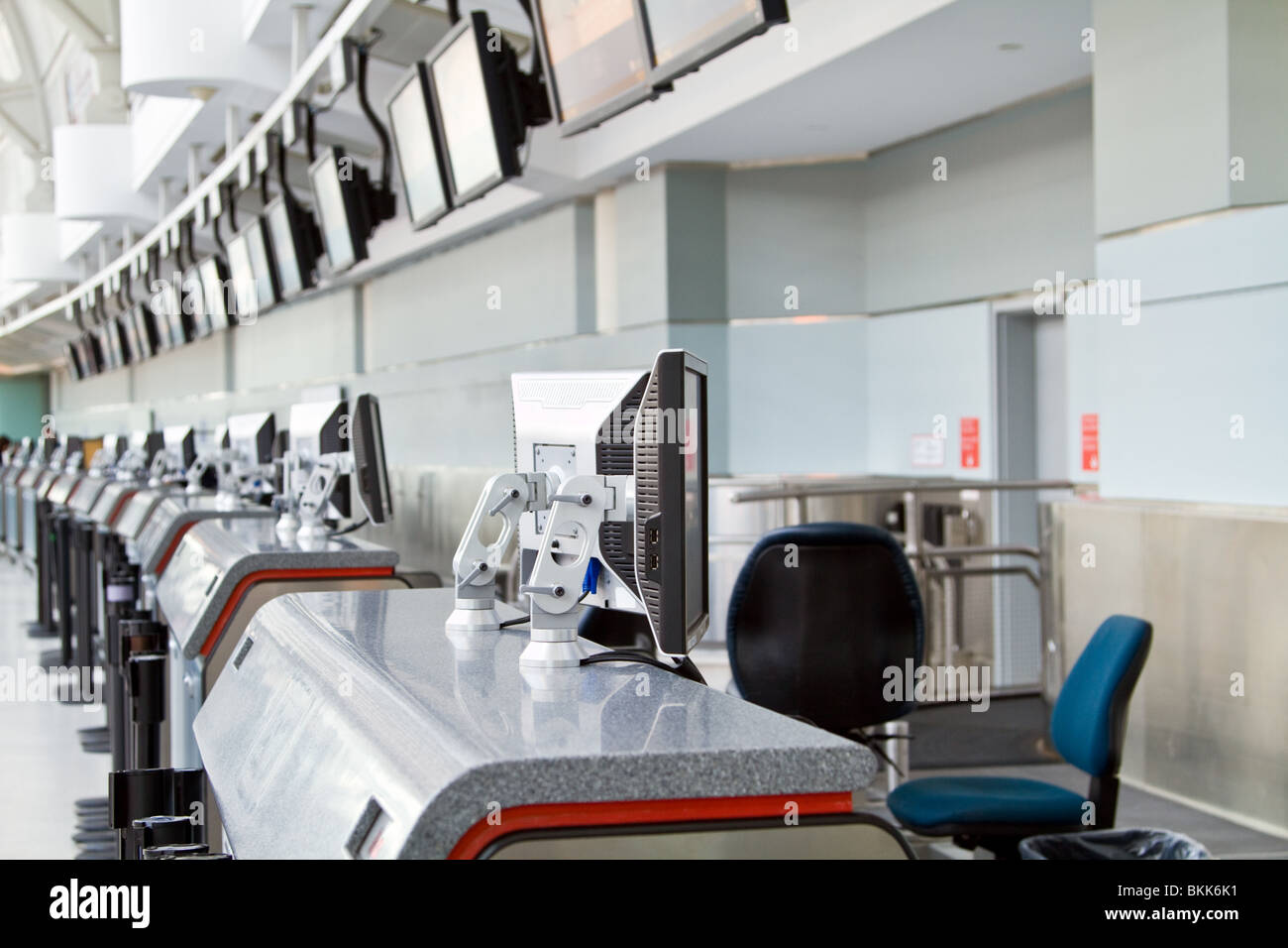 Terminal a with check in area hi-res stock photography and images - Alamy