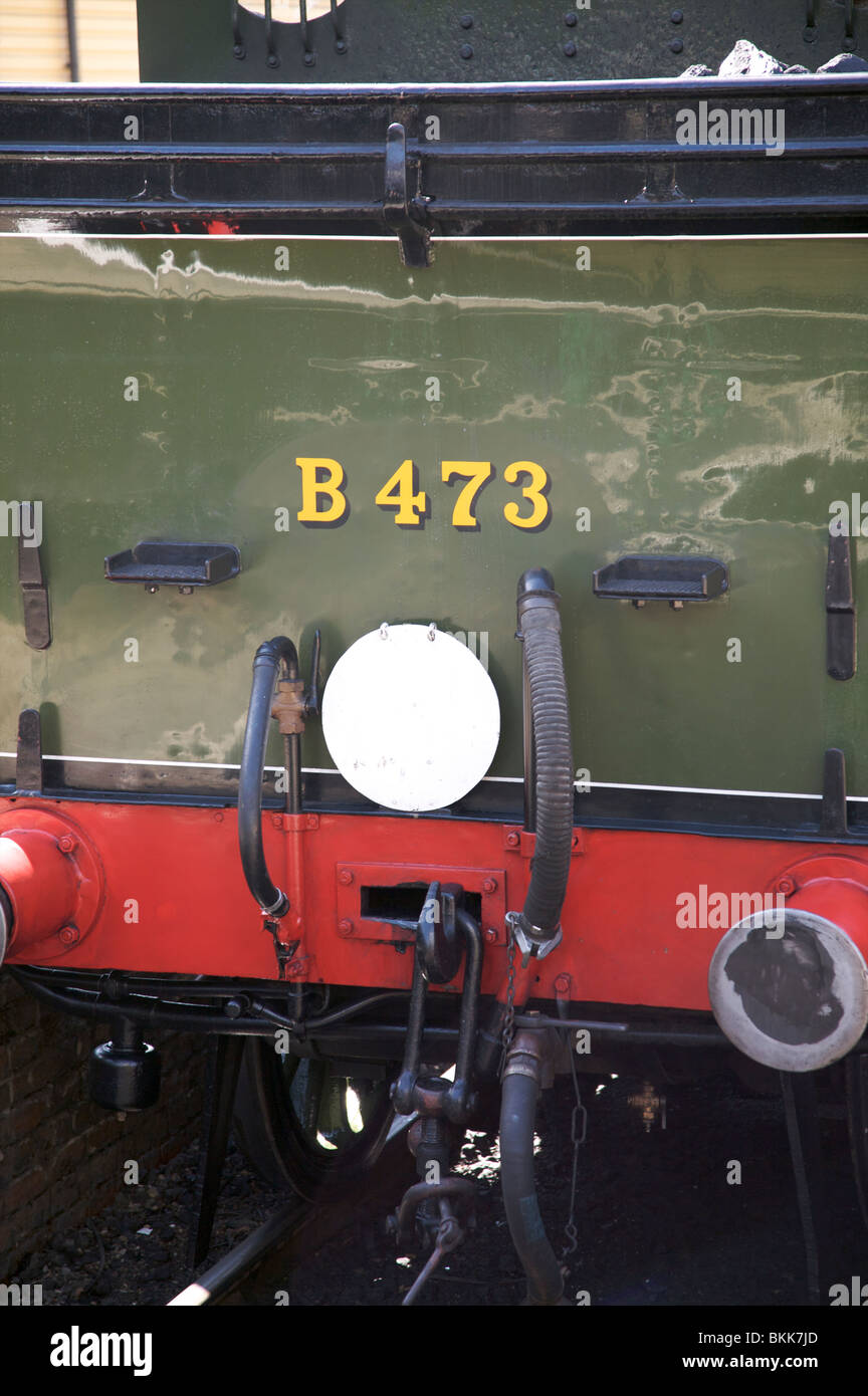 Southern 473 steam locomotive in green livery, with buffers and ...