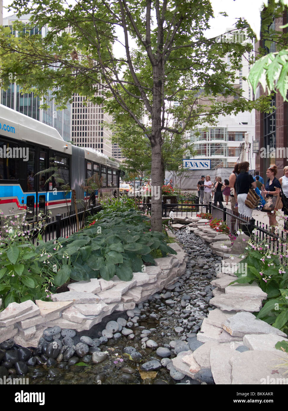 Chicago Illinois street scene Stock Photo - Alamy