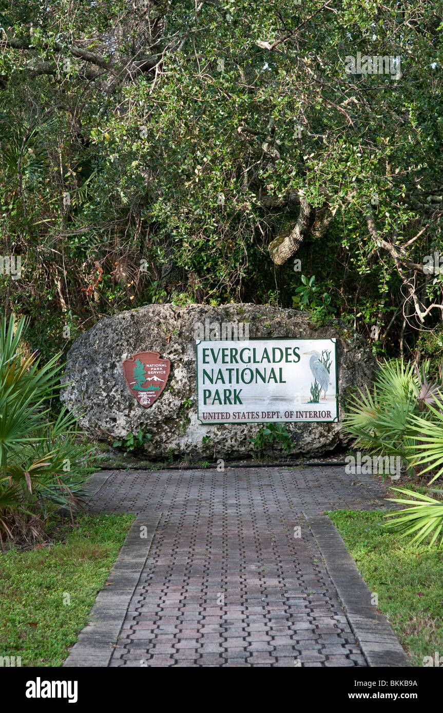Everglades national park sign florida hi-res stock photography and ...
