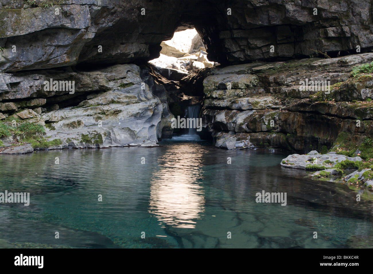 Water forms hi-res stock photography and images - Alamy