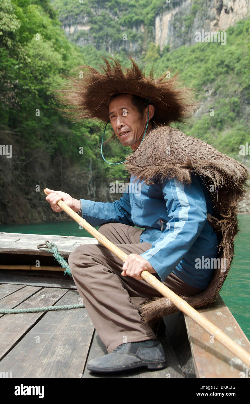 Portrait of boatman in traditional dress Three Gorges Yangzi River ...