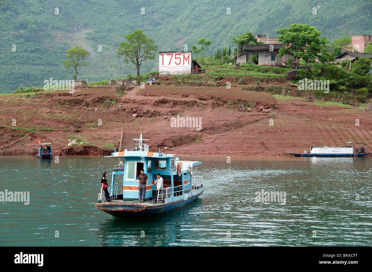 Three gorges dam completed hi-res stock photography and images - Alamy