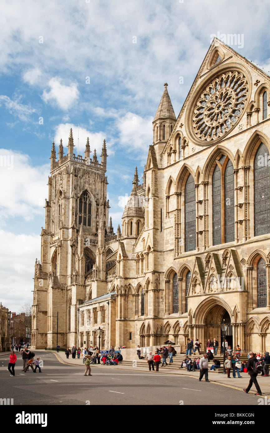 York minster cathedral hi-res stock photography and images - Alamy