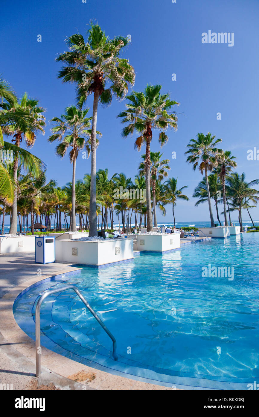 The pool area of the Caribe Hilton resort in San Juan, Puerto Rico ...