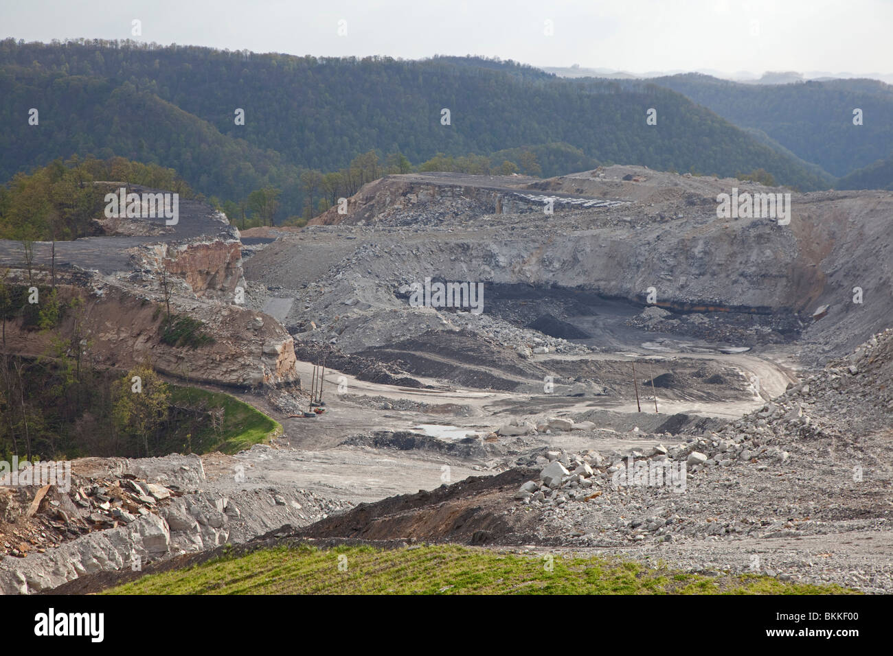 Coal mining site hi-res stock photography and images - Alamy