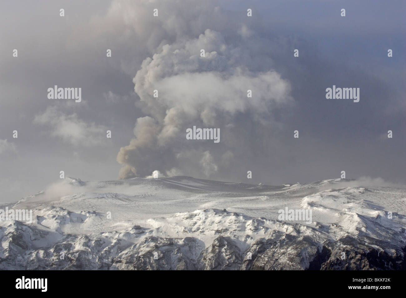 Eyjafjallajokull volcano hi-res stock photography and images - Alamy