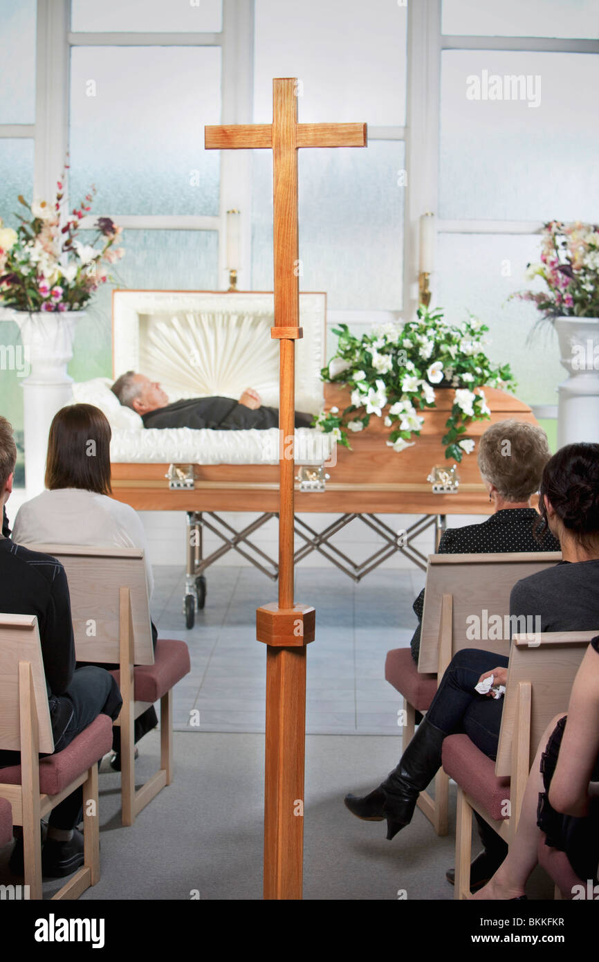70 80 years old funeral hi-res stock photography and images - Alamy