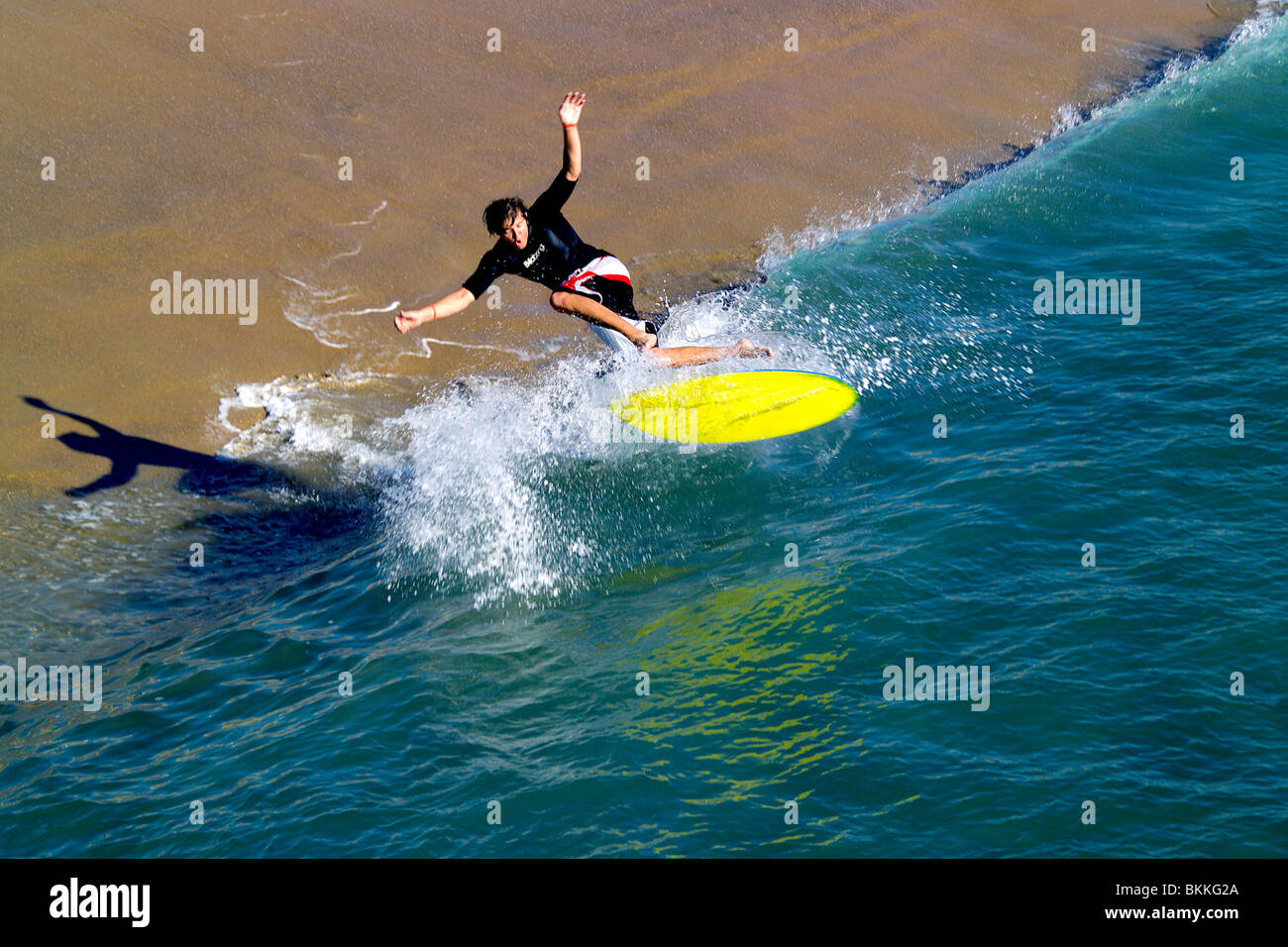 Teen skimboarding hi-res stock photography and images - Alamy