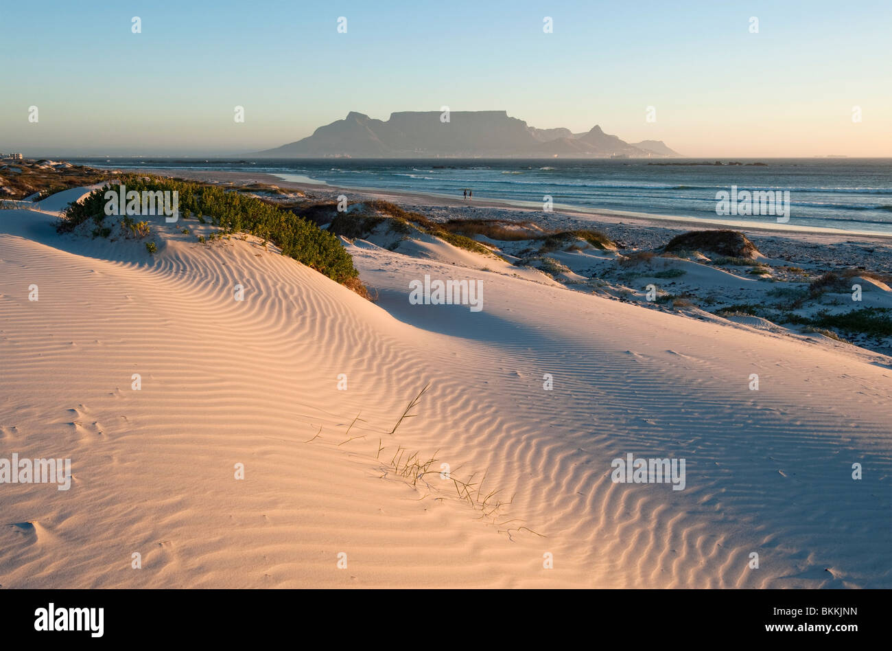 Big bay beach hi-res stock photography and images - Alamy