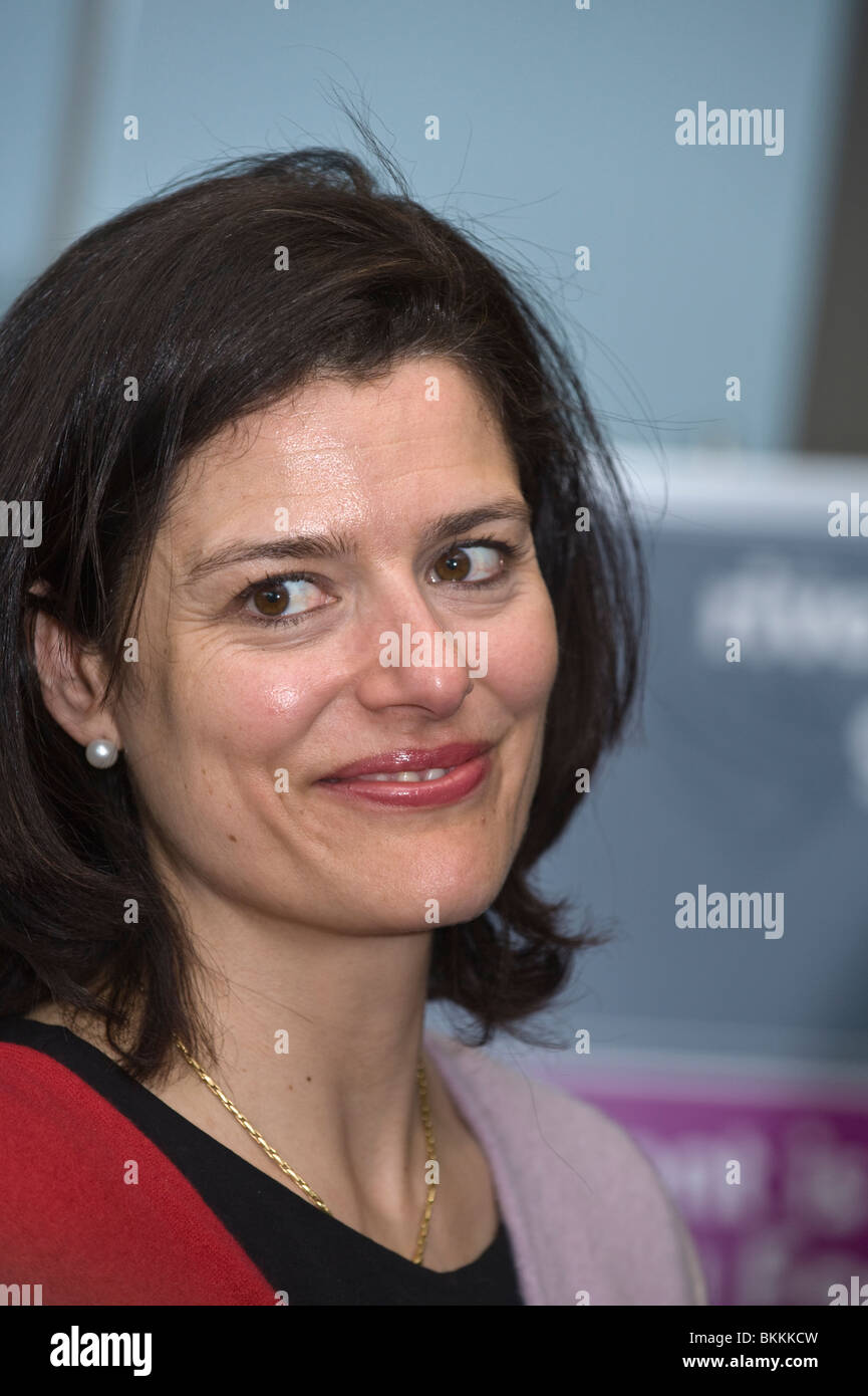 Miriam Gonzalez Durantez High Resolution Stock Photography and Images ...