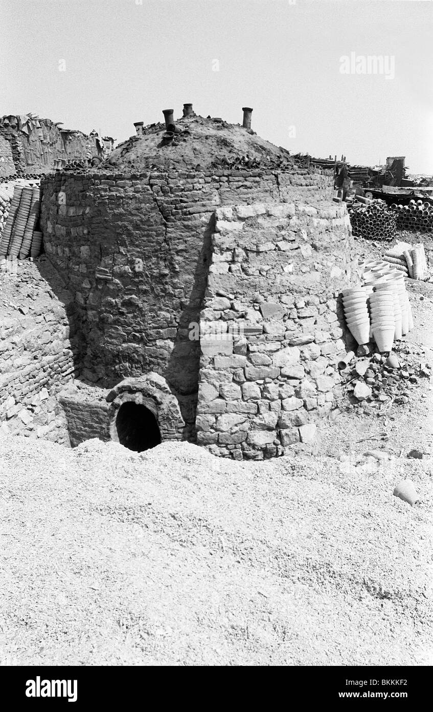 Beehive kiln hi-res stock photography and images - Alamy